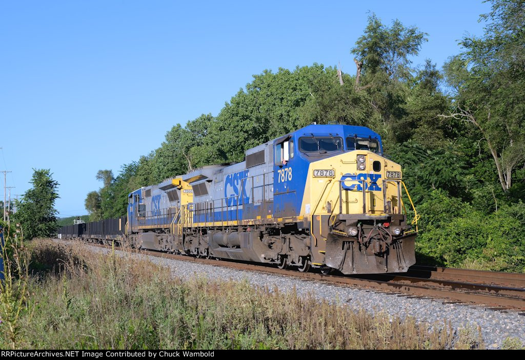 CSX 7878 - crossing Vance Road